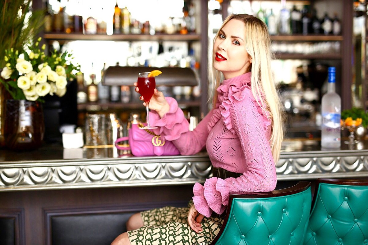 Grey Goose Round Tables – COUTURISTIC